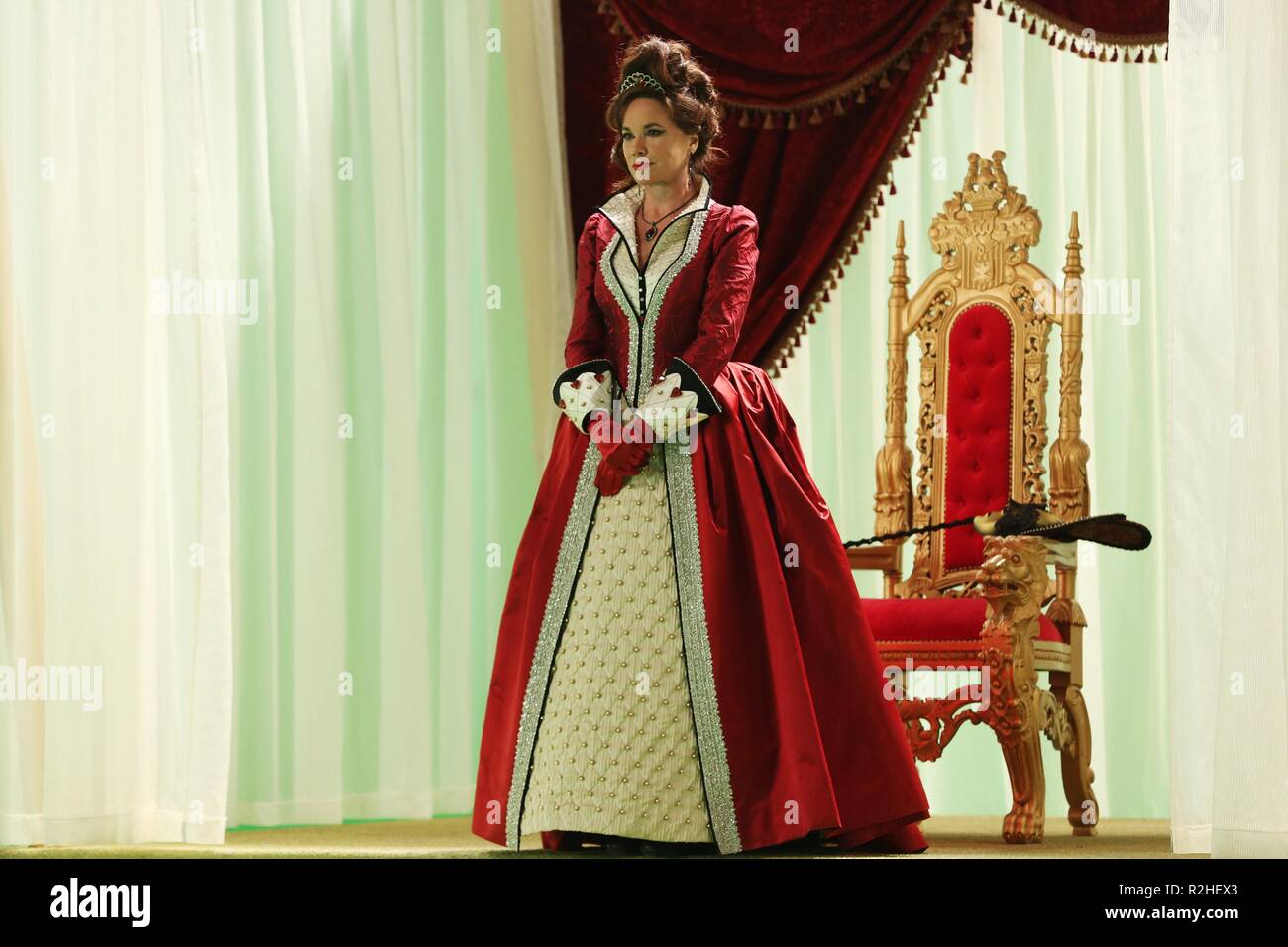 Barbara hershey once upon a time hi-res stock photography and images ...