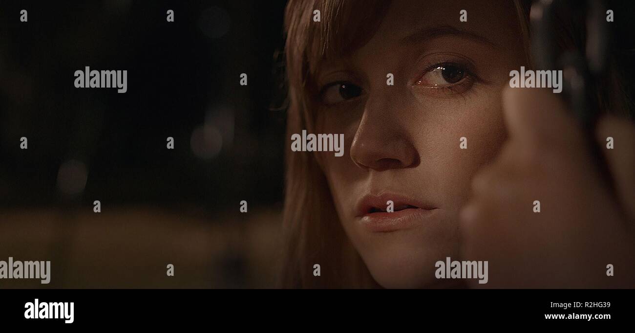 Maika monroe it follows hi-res stock photography and images - Alamy