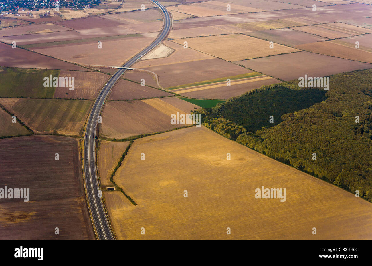 aerial view of highway and field Stock Photo - Alamy