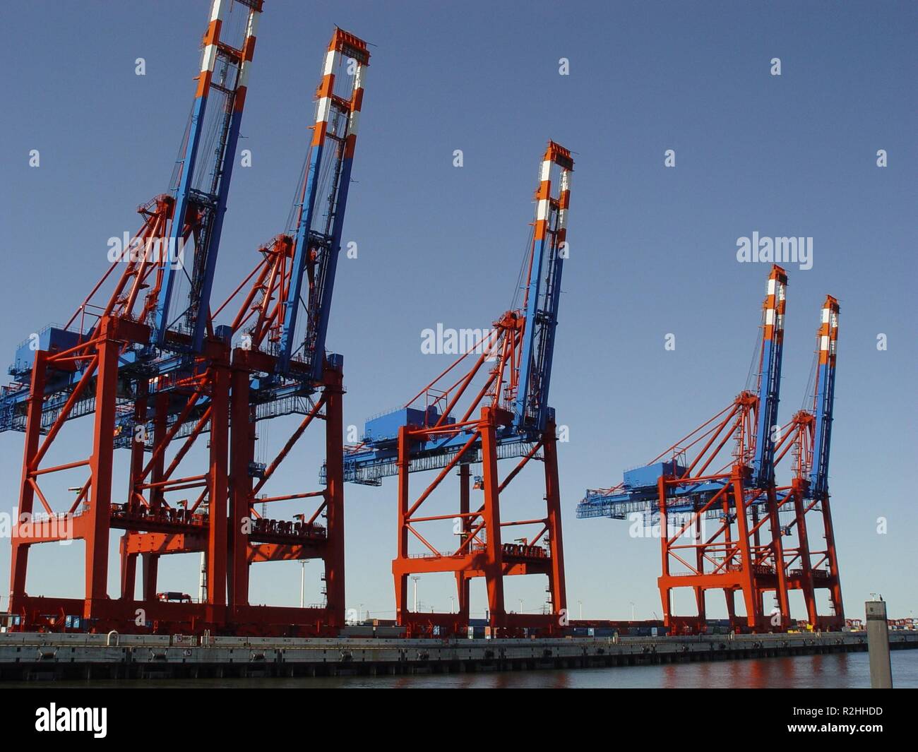 Water transport facilities hi-res stock photography and images - Alamy