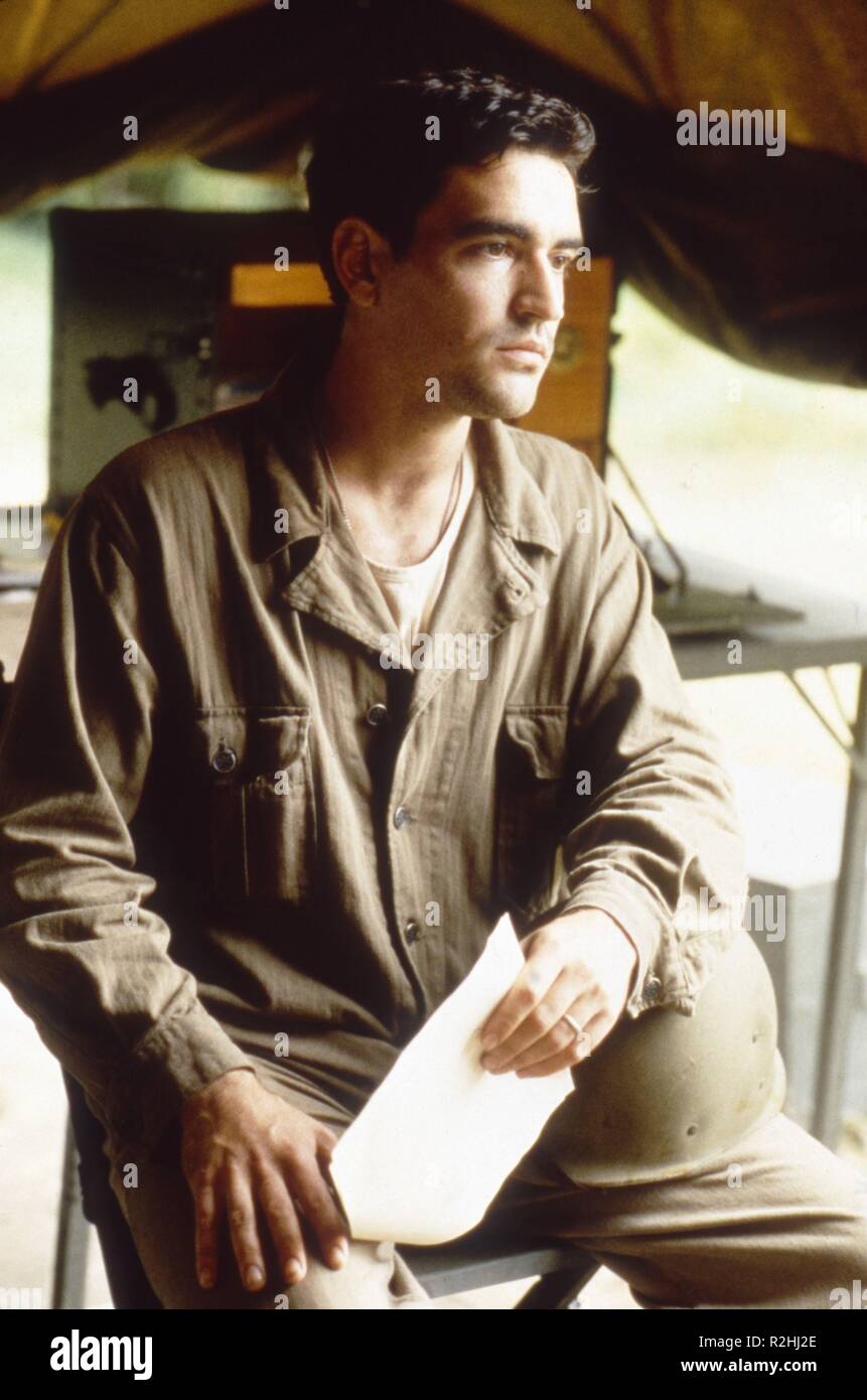 The Thin Red Line Year : 1998 USA Director : Terrence Malick Jim ...