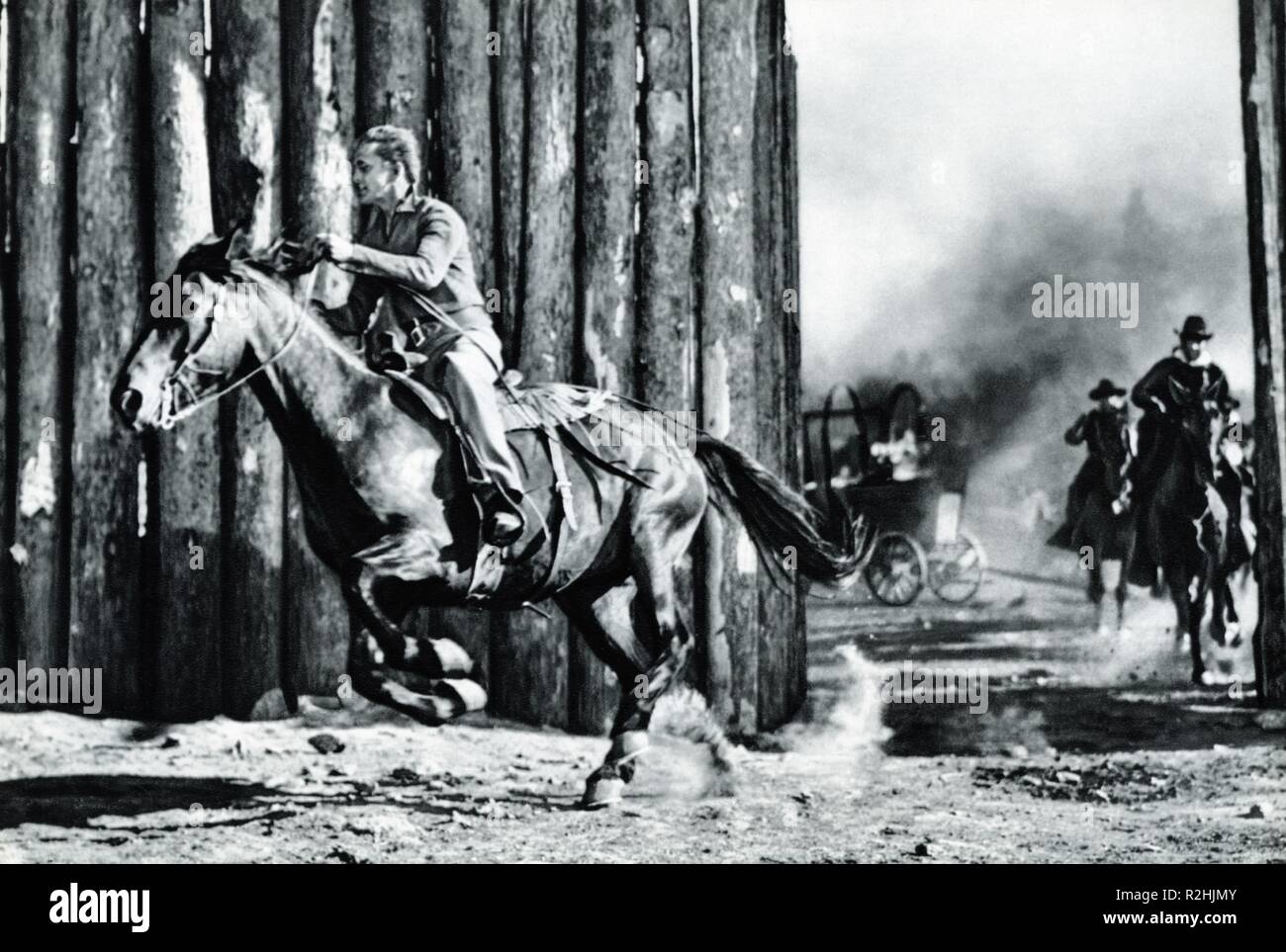 The Indian fighter Year : 1955 USA Director : André de Toth Kirk ...