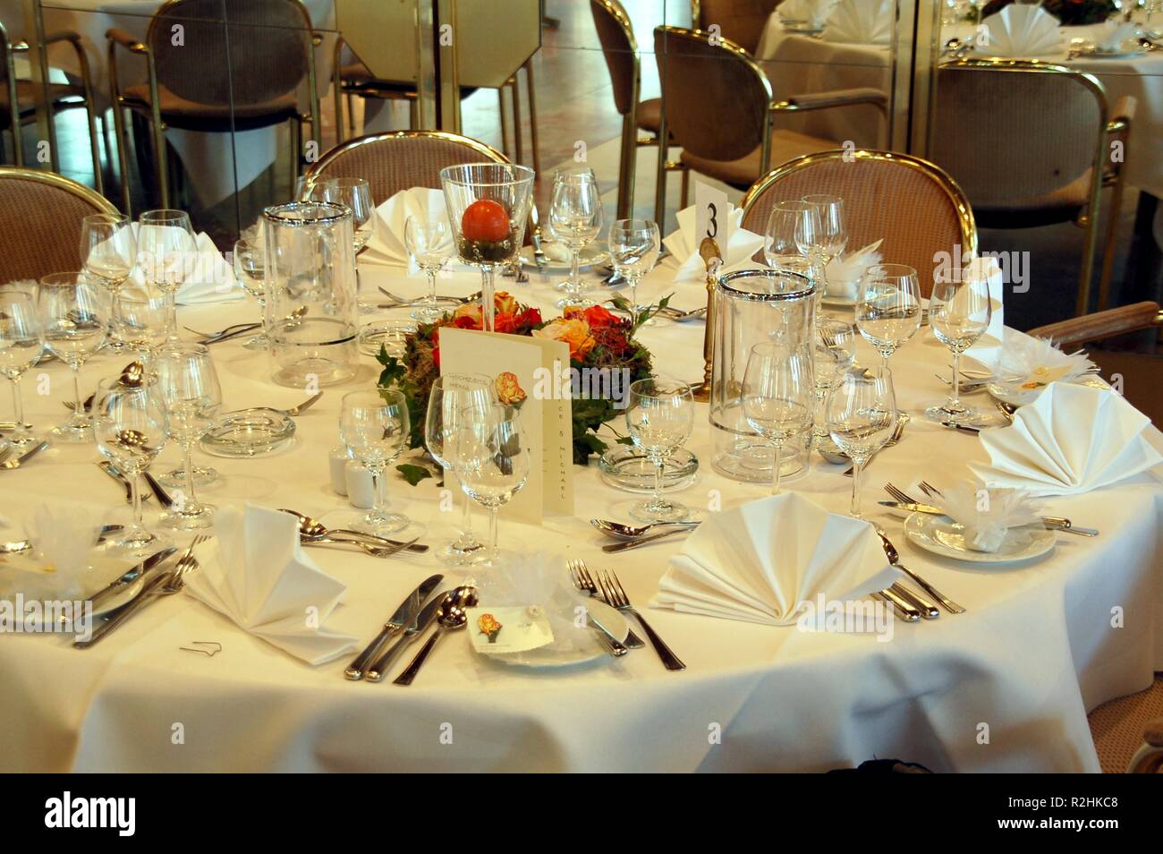 Fixed feast hi-res stock photography and images - Alamy