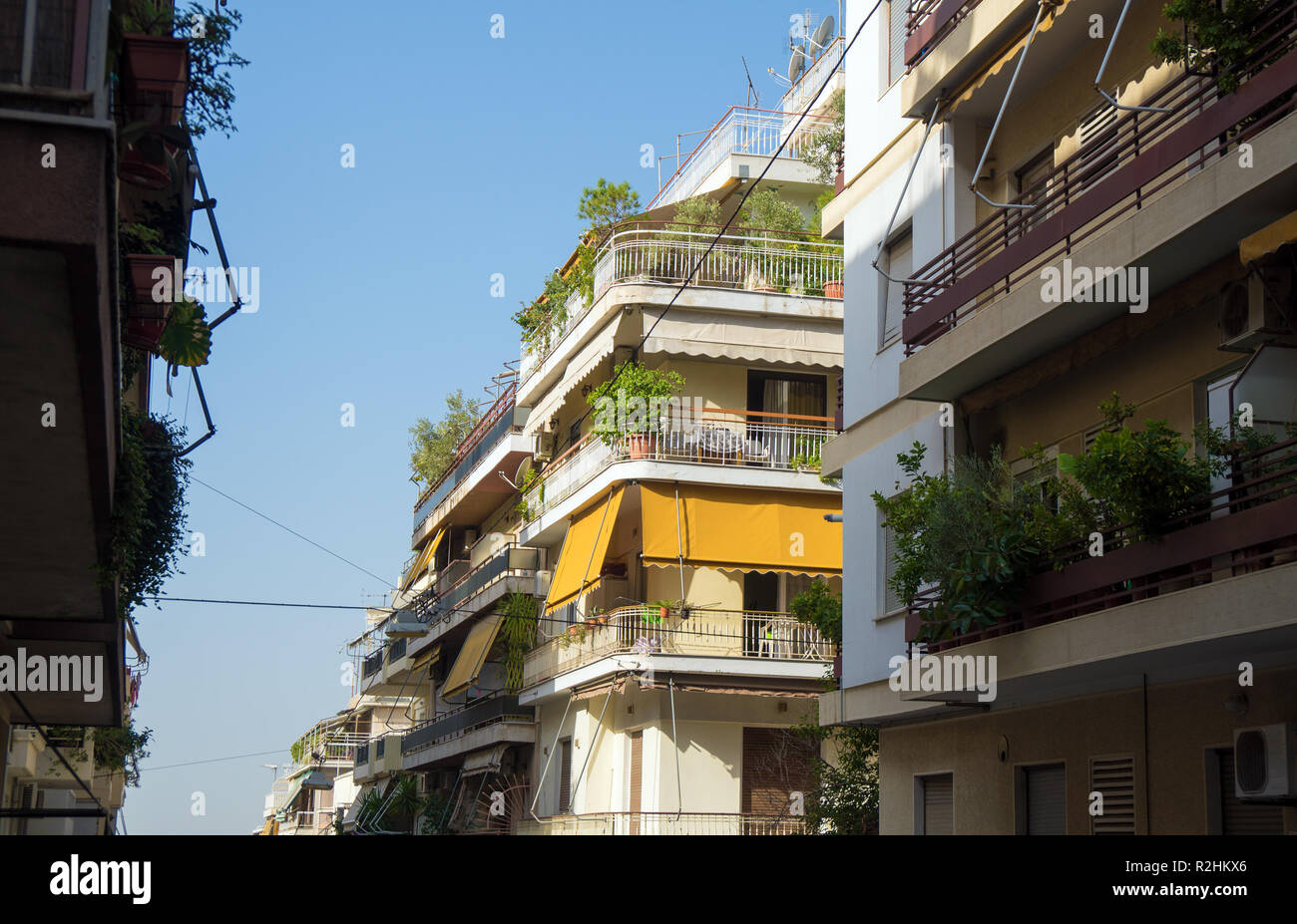 Typical buildings in athens hi-res stock photography and images - Alamy