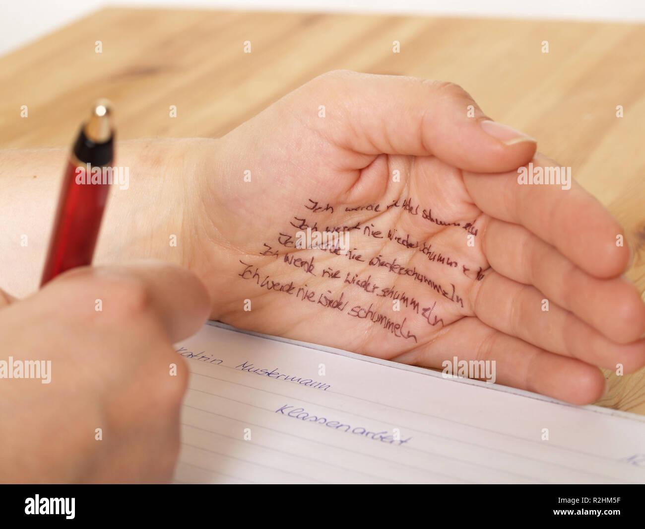 Cheat test hand hi-res stock photography and images - Alamy