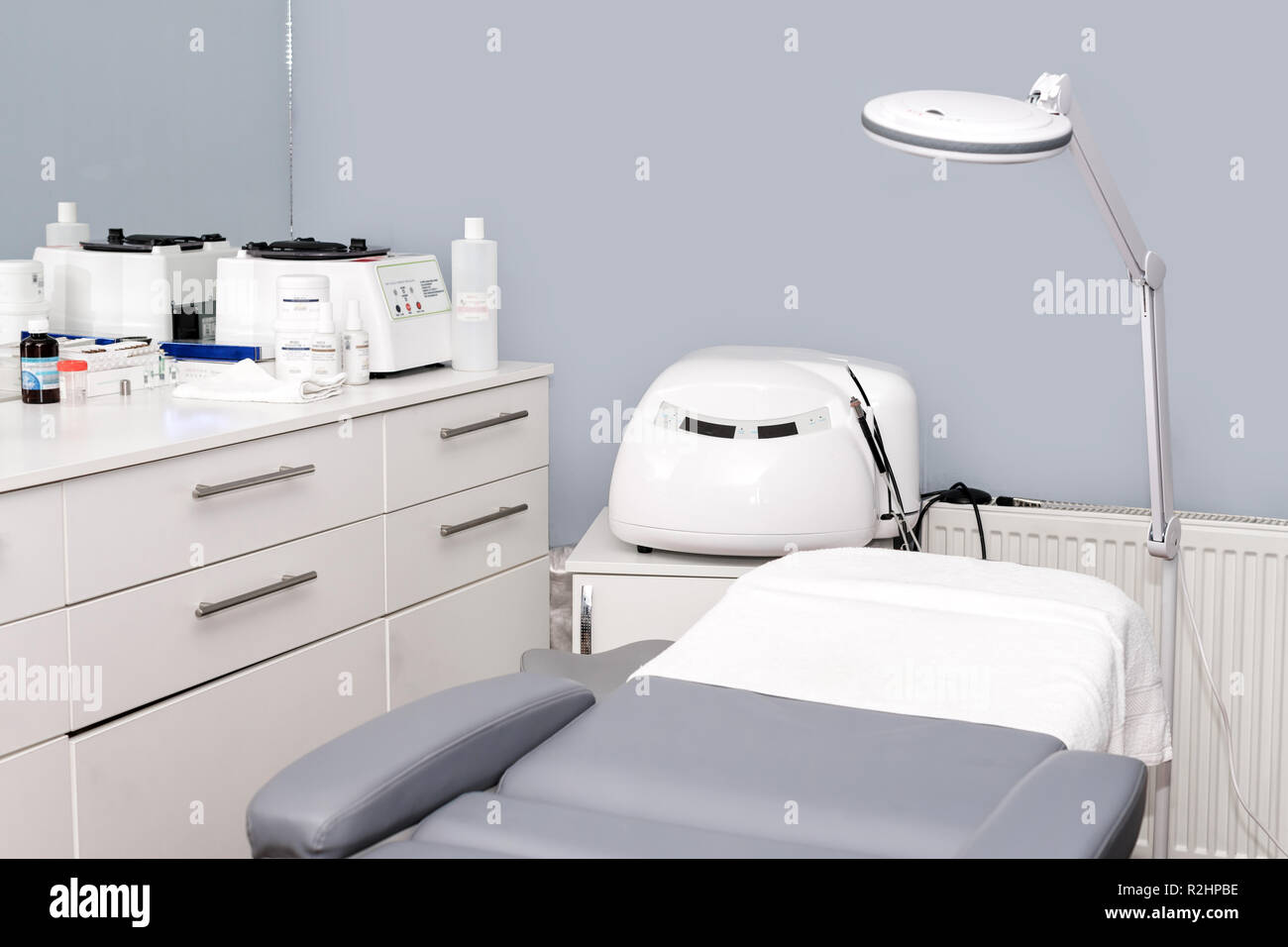 Modern cosmetologist cabinet. Interior of beauty center. Beauty ...