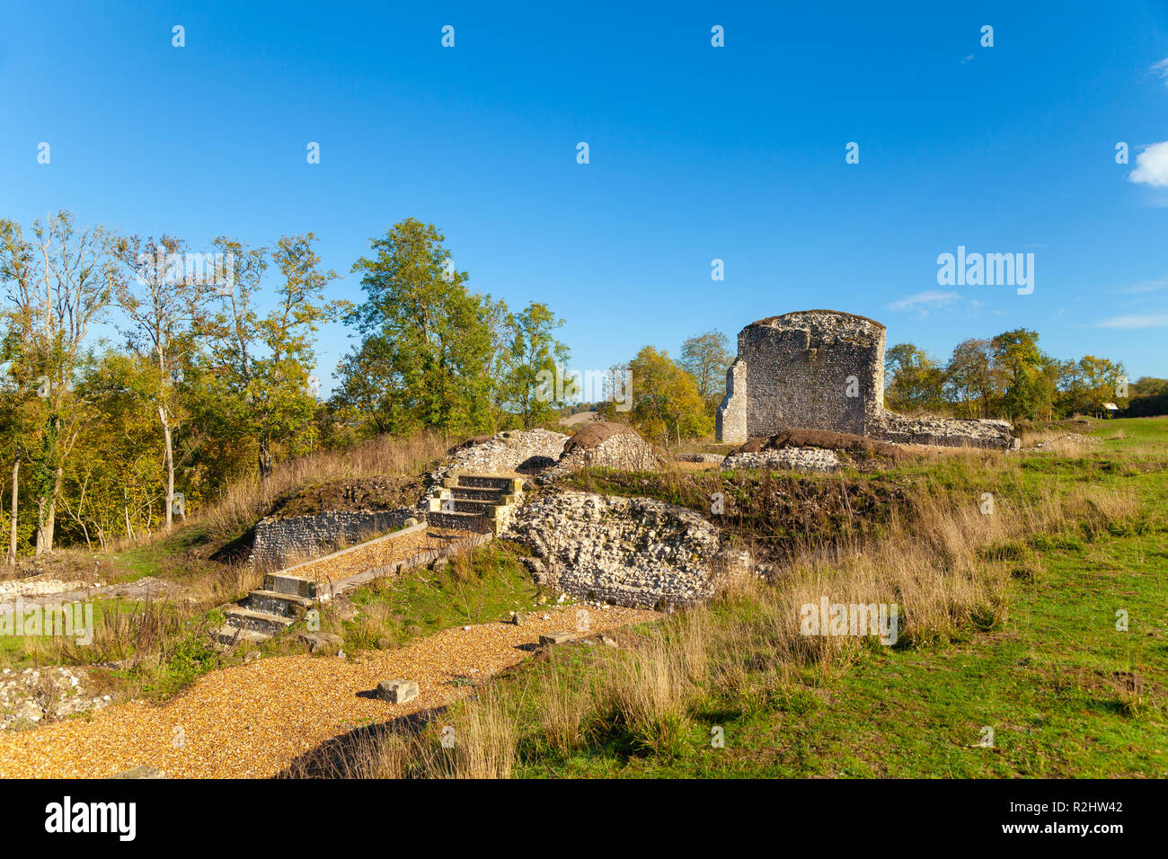 Castle ruins salisbury hi-res stock photography and images - Alamy