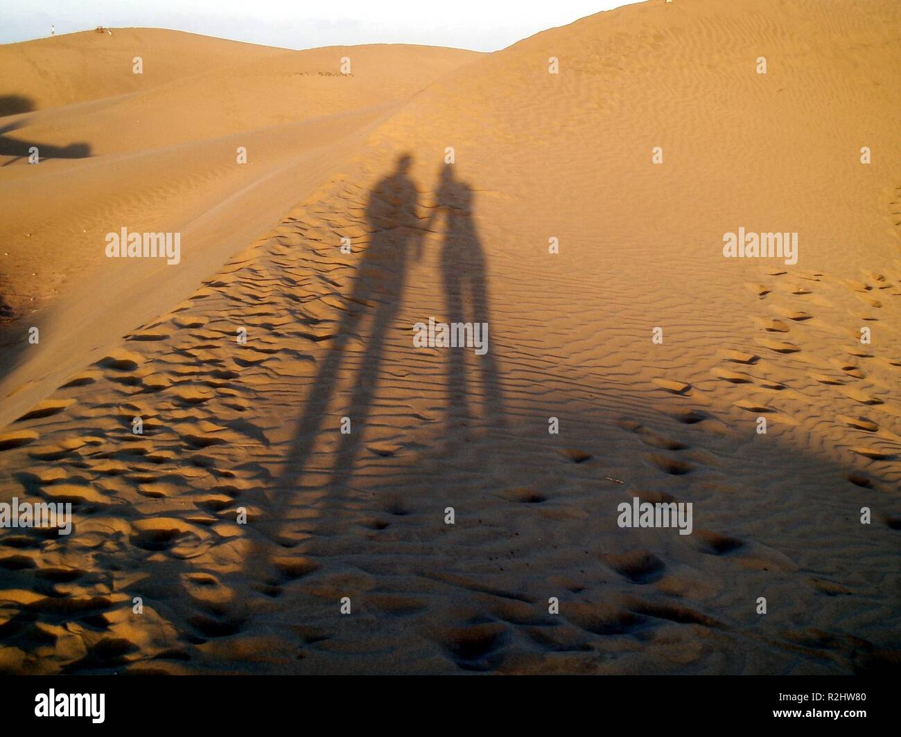 shadow in the desert Stock Photo - Alamy