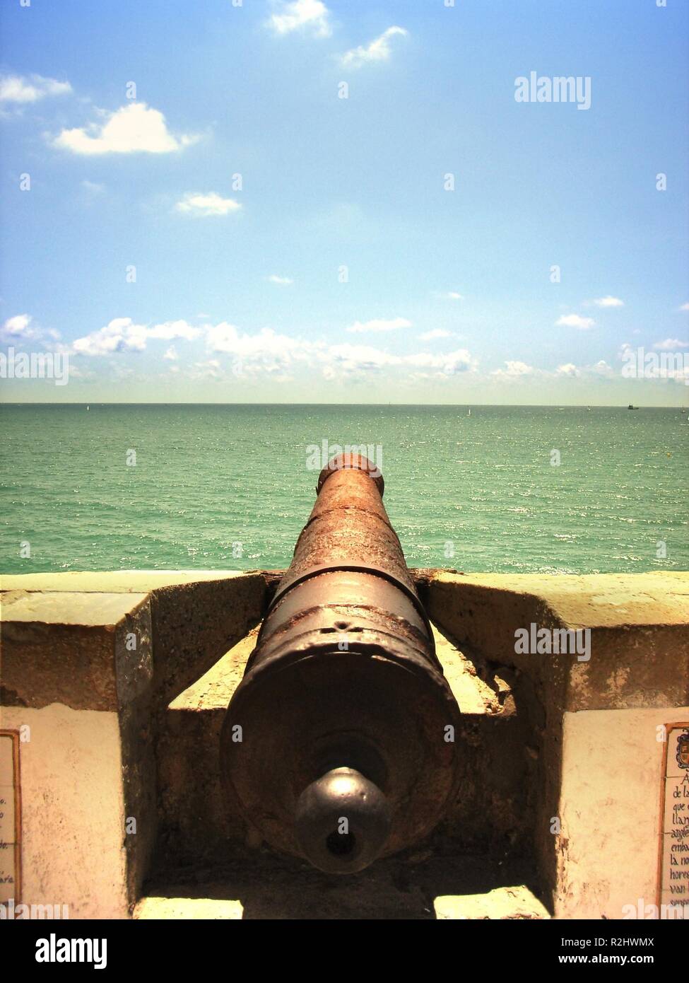 still life of a cannon Stock Photo - Alamy