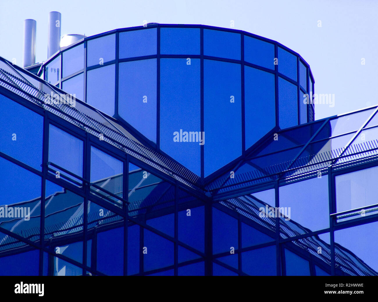 Total blue hi-res stock photography and images - Alamy