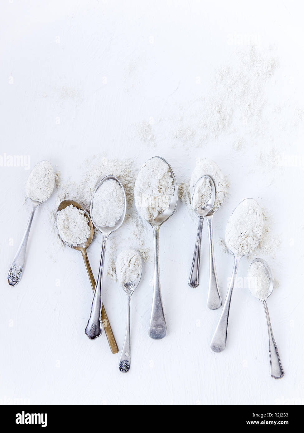 Spoon flour hi-res stock photography and images - Alamy