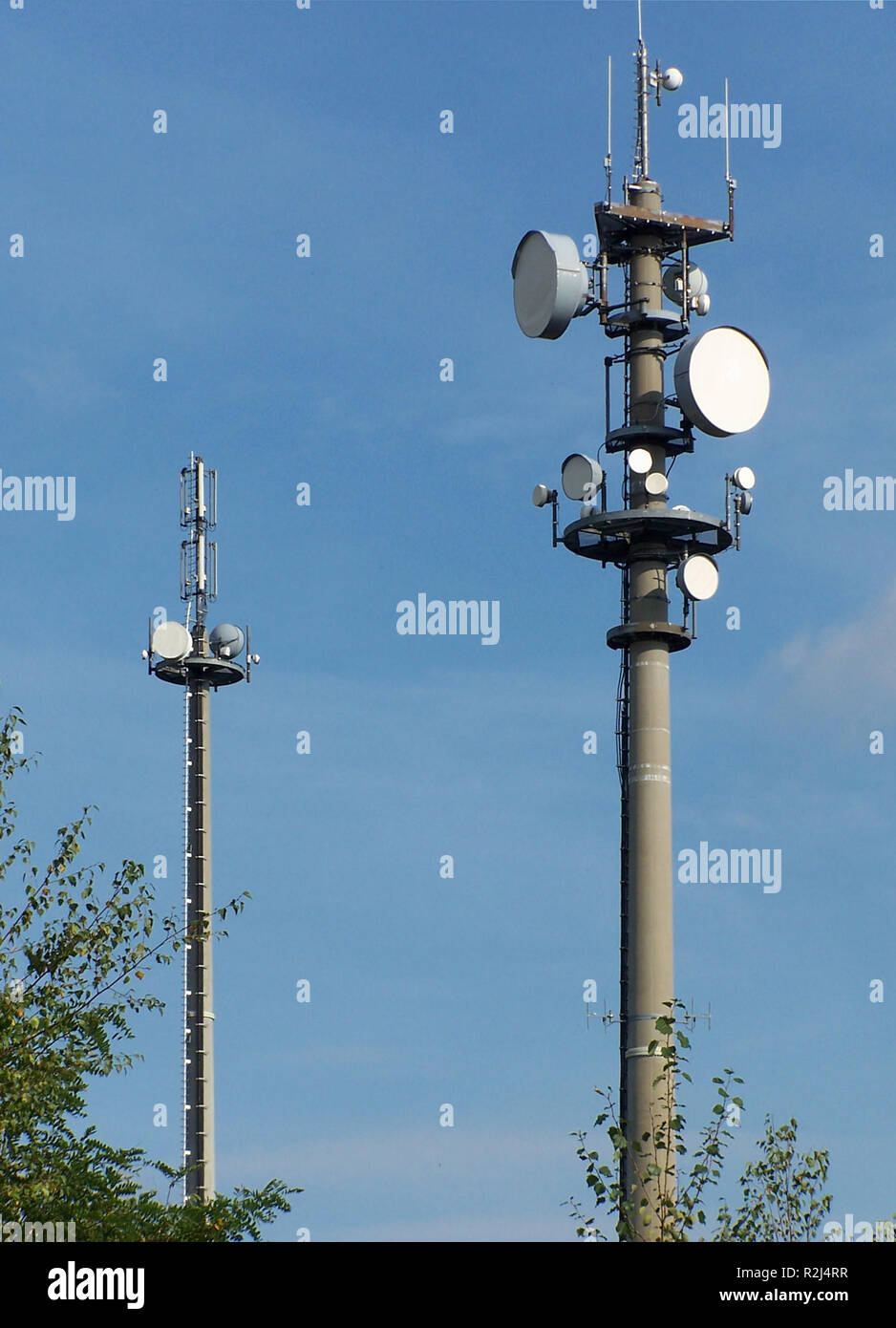 Carrier relay tower hi-res stock photography and images - Alamy