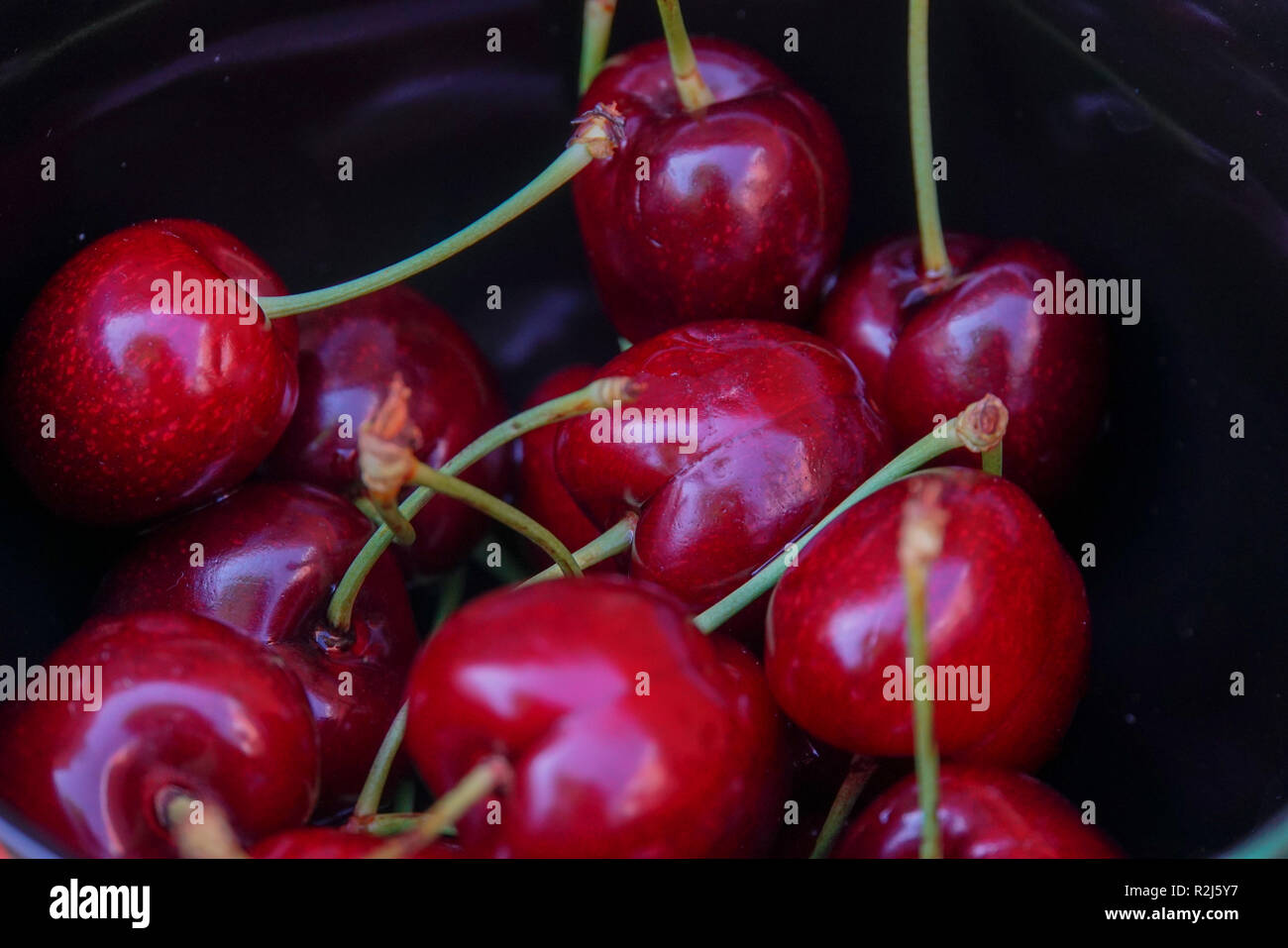 Perfect cherries hi-res stock photography and images - Alamy