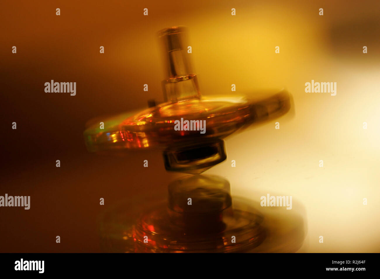 Gun spinning hi-res stock photography and images - Alamy