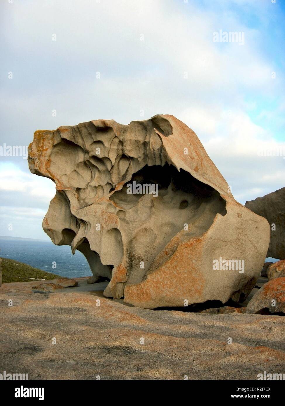 Remarkable arrangement of rocks hi-res stock photography and images - Alamy