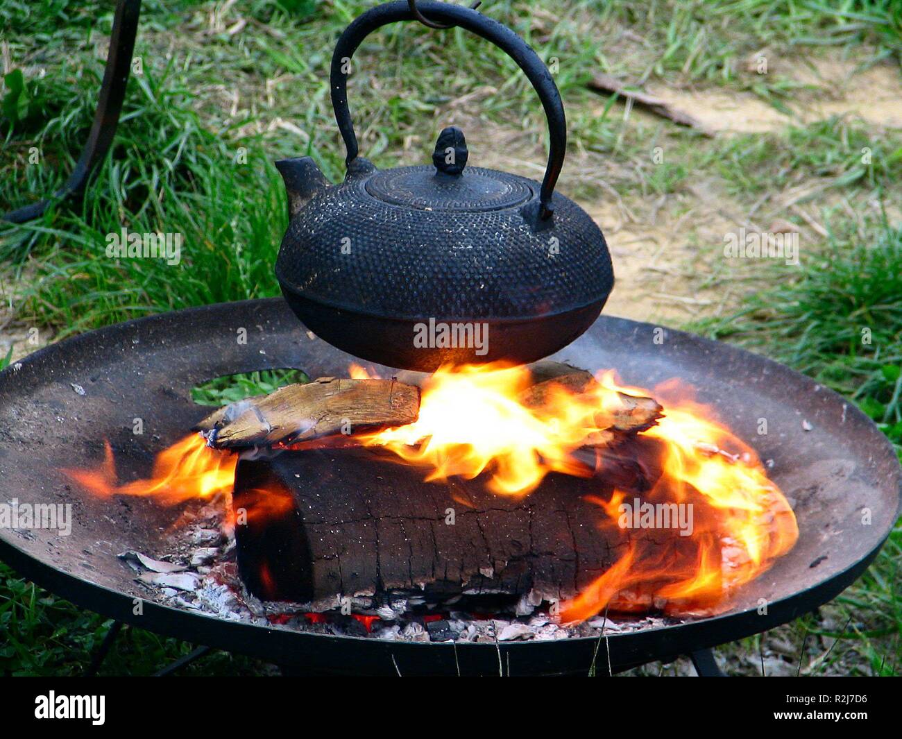 cooking like in the middle ages Stock Photo - Alamy