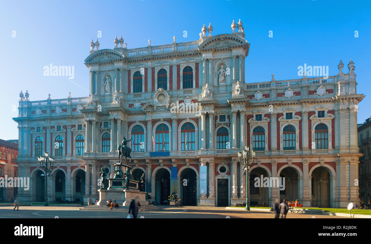 Palazzo carignano in turin hi-res stock photography and images - Alamy