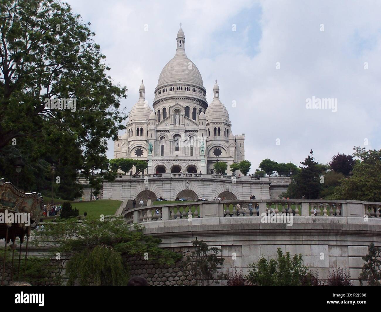 Paris turret balcony hi-res stock photography and images - Alamy