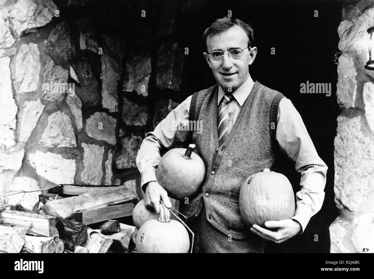 Zelig 1983 hi-res stock photography and images - Alamy