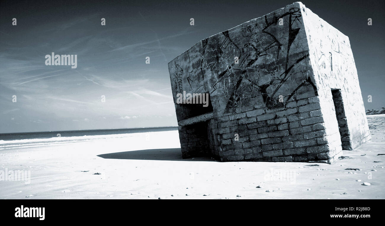 Water bunker hi-res stock photography and images - Alamy