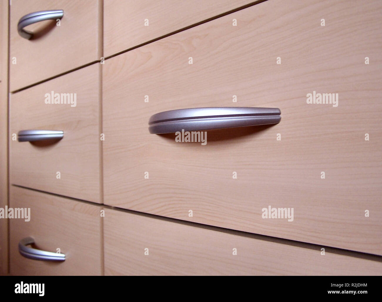 Silver drawer handle hi-res stock photography and images - Alamy