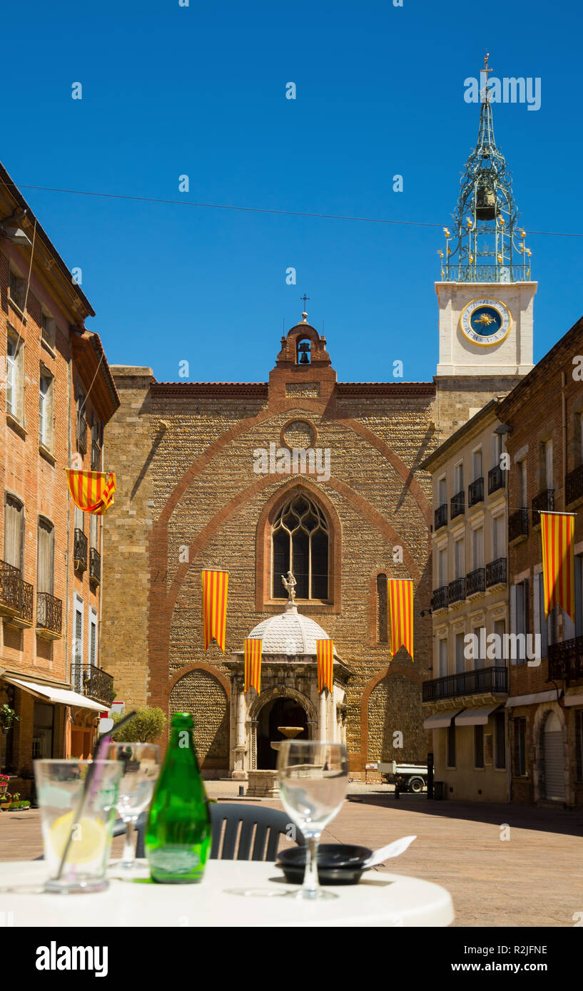 Catalan flags hanging at medieval Cathedral Basilica of Saint John the ...