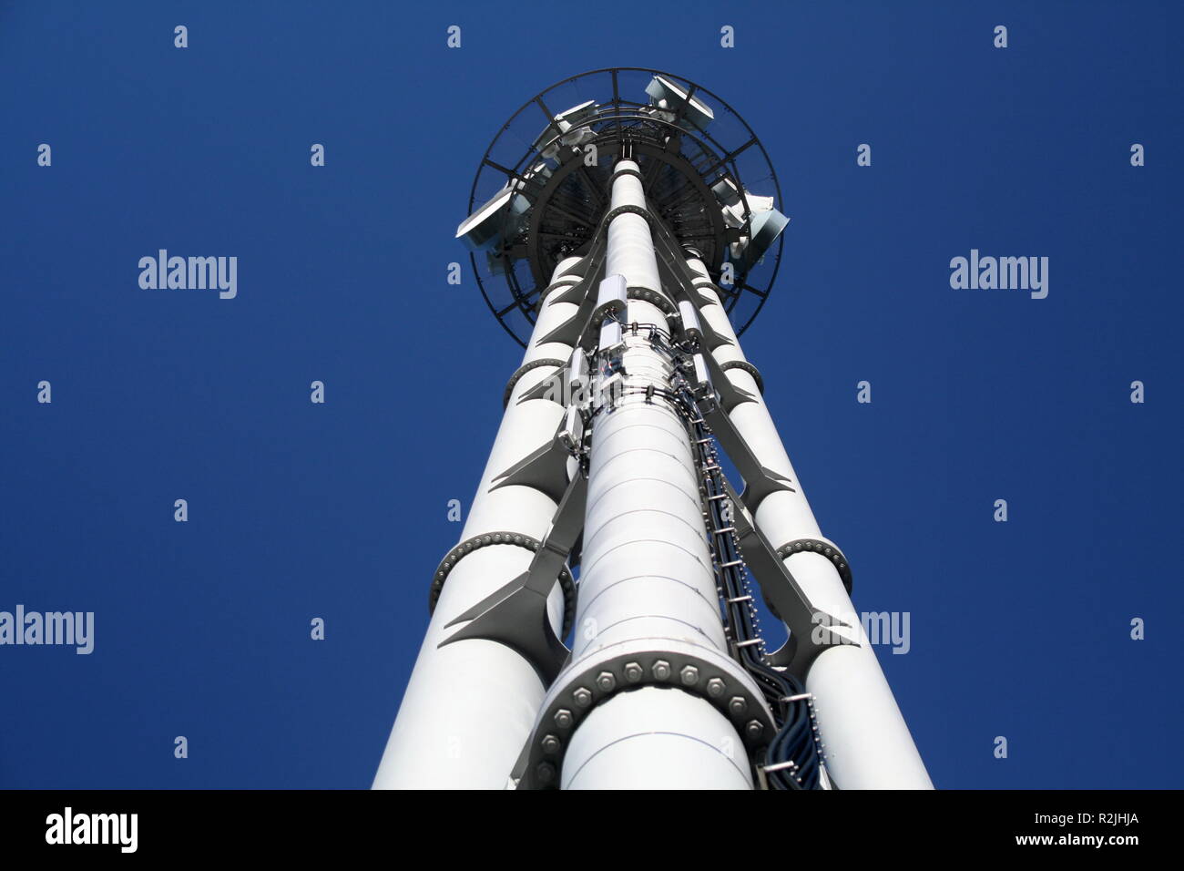 Mobile installation hi-res stock photography and images - Alamy