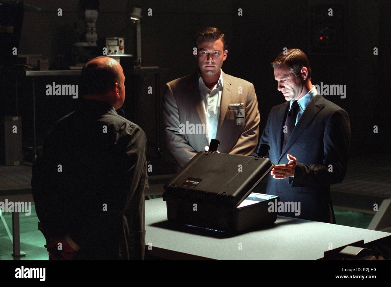 Ben affleck aaron eckhart paycheck hi-res stock photography and images ...