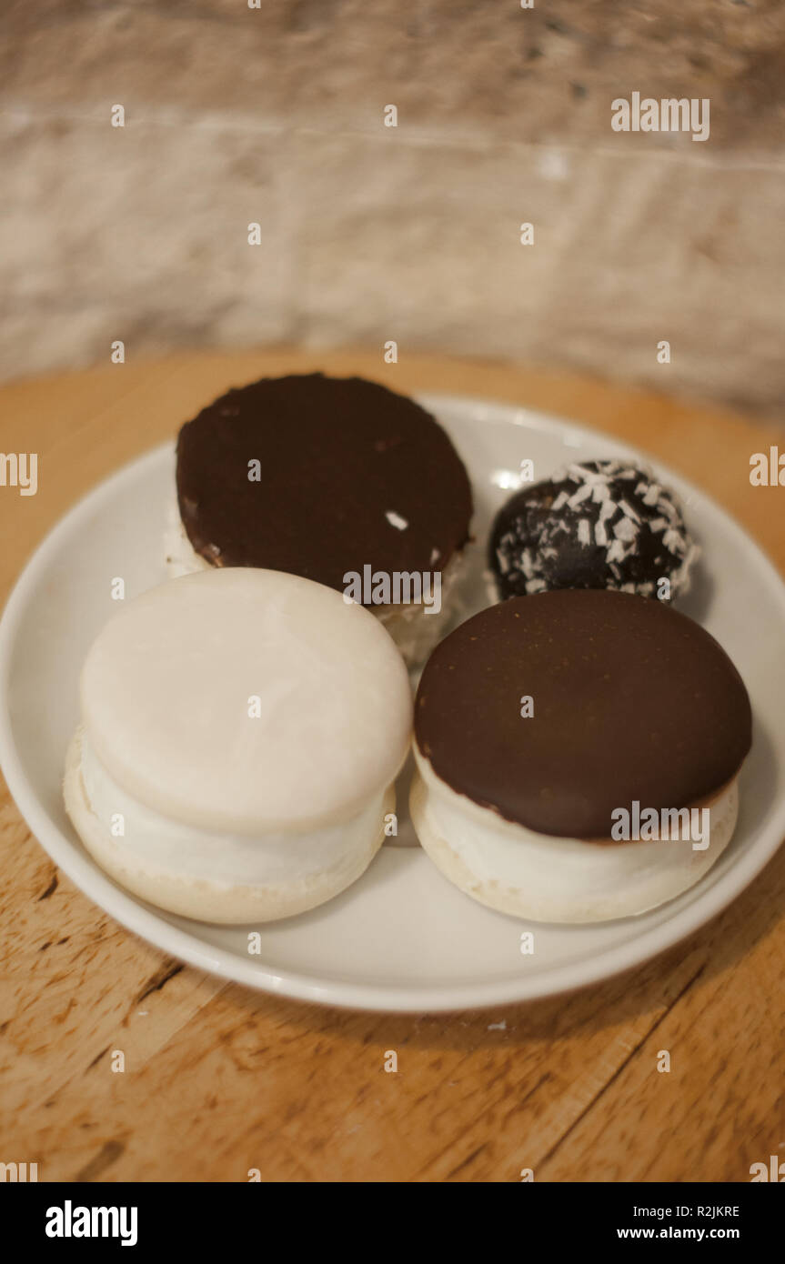 Closeup eclairs hi-res stock photography and images - Alamy