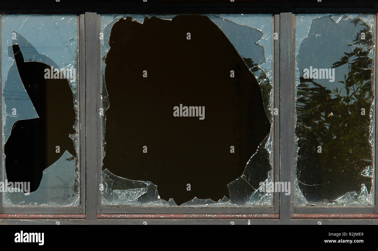 Ungescha rft hi-res stock photography and images - Alamy