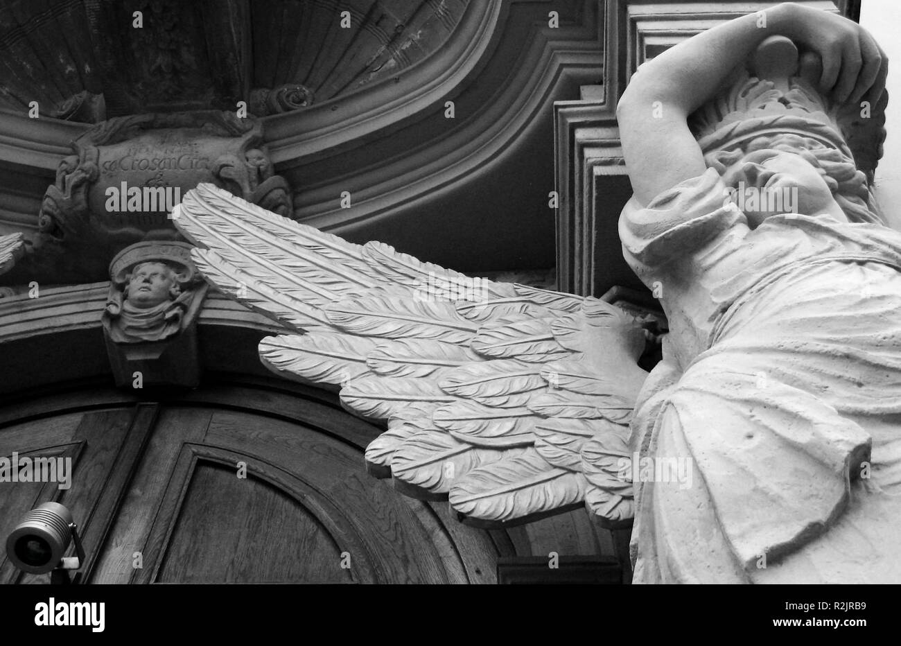 Entrance gate guarded hi-res stock photography and images - Alamy