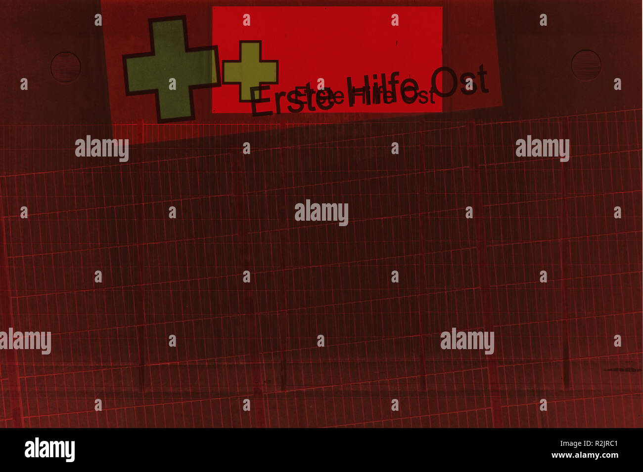 First aid sign hi-res stock photography and images - Alamy