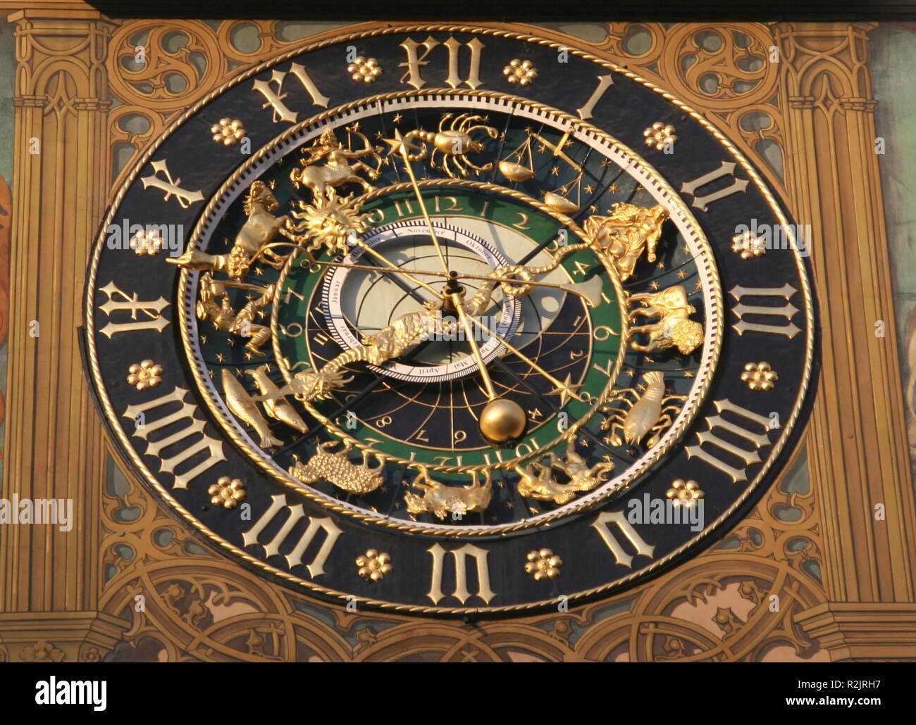 Clock aquarius hi-res stock photography and images - Alamy