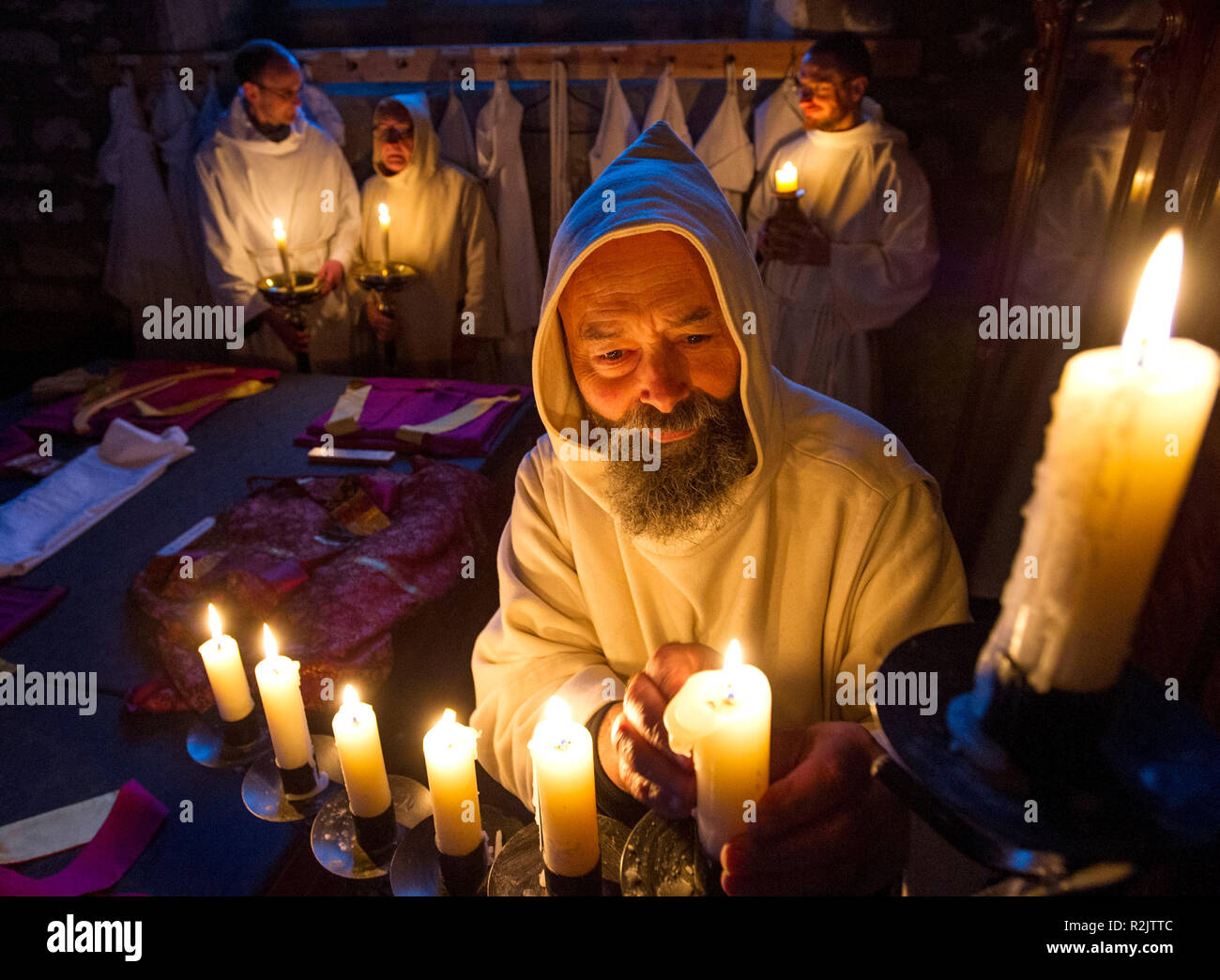 Benedictine monks mass hi-res stock photography and images - Alamy