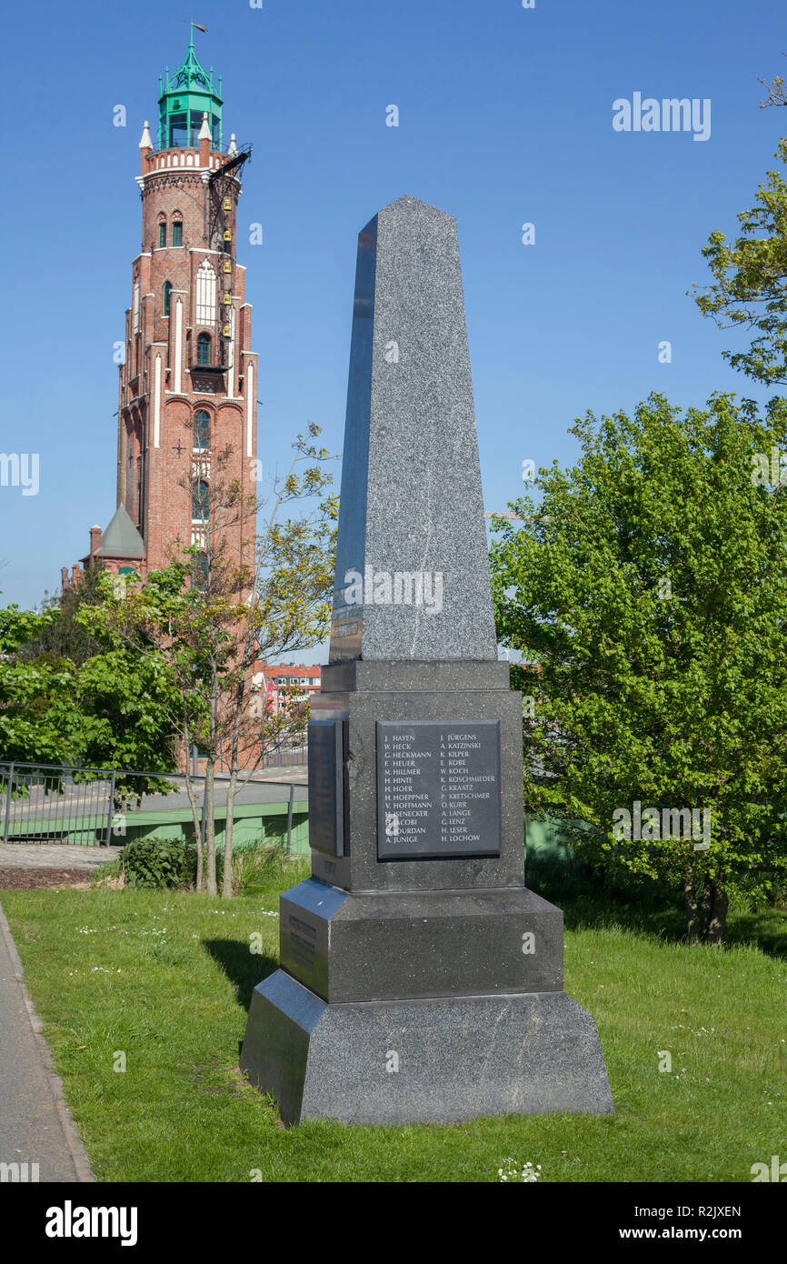 Obelisk on the lohmann dyke with simon loschen lighthouse hi-res stock ...