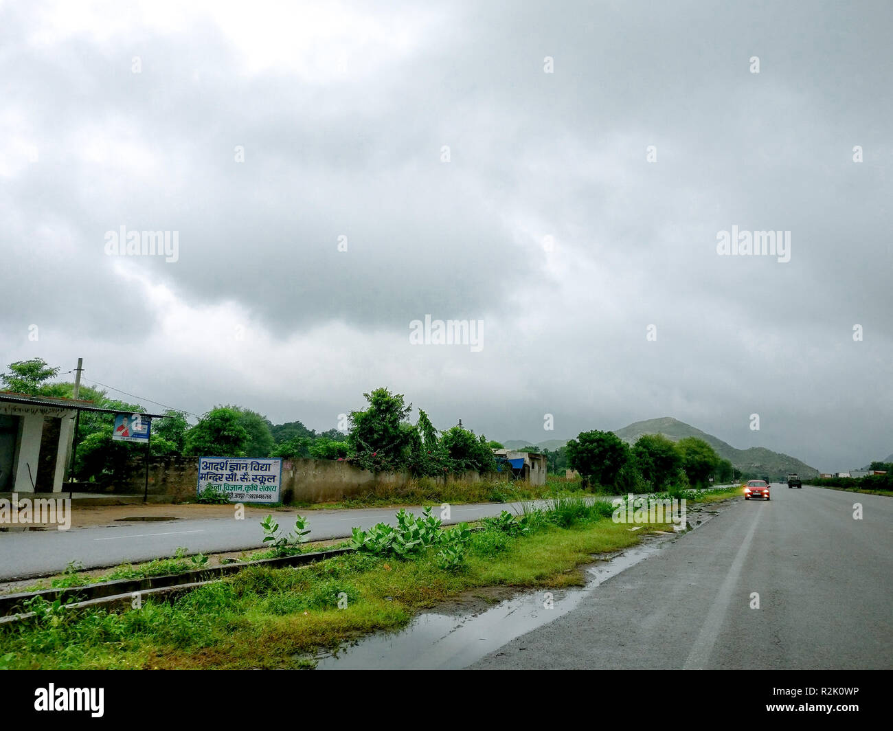 Delhi jaipur expressway hi-res stock photography and images - Alamy