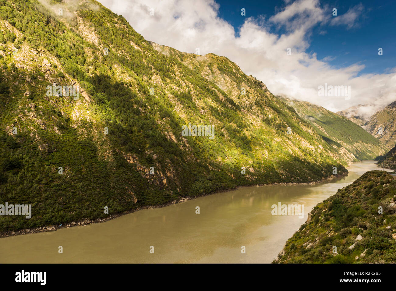Canyon Yarlung Tsangpo River Tibet High Resolution Stock Photography ...