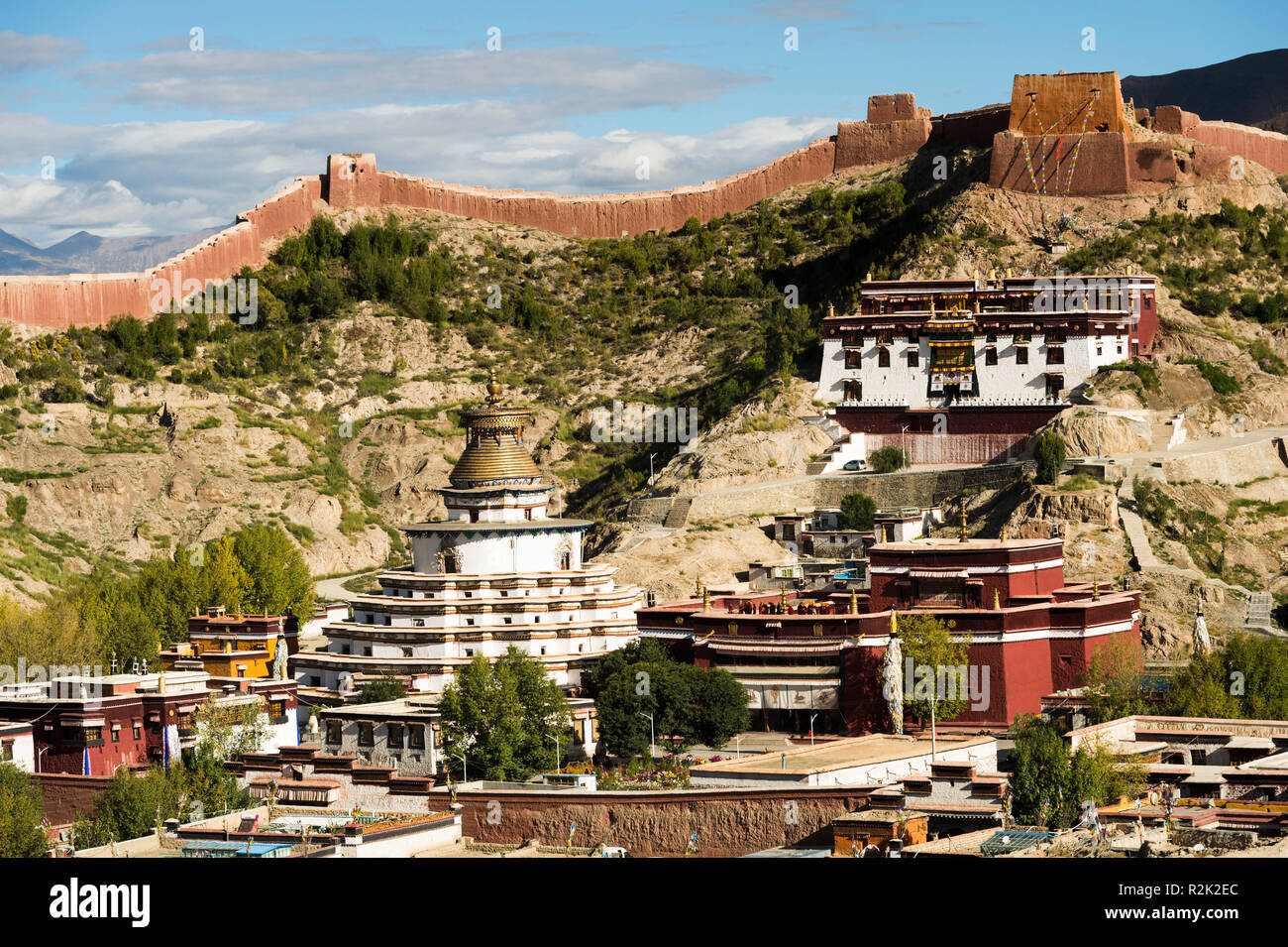 Gyantse town hi-res stock photography and images - Alamy