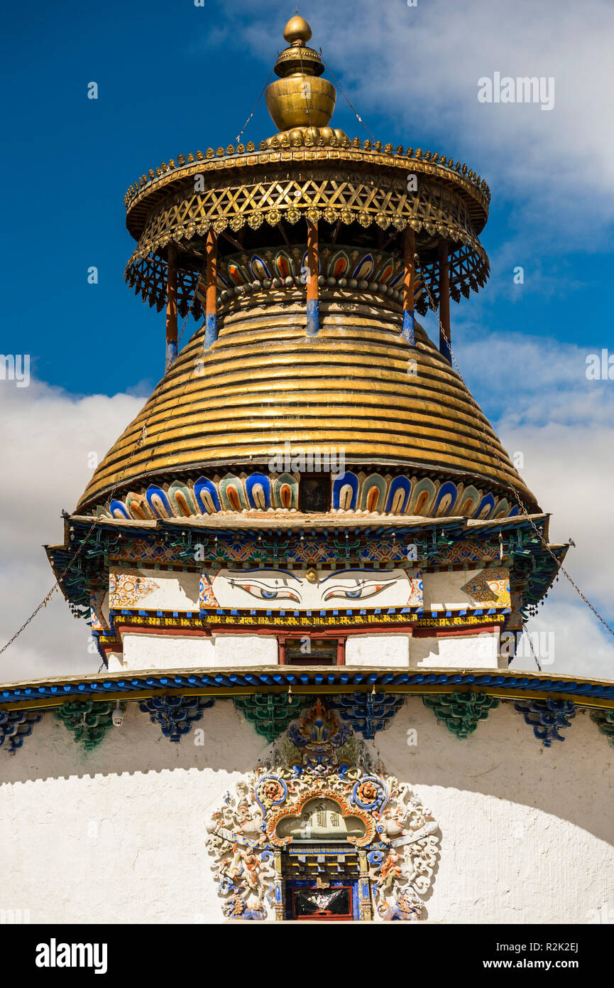 Gyantse, the monastery Pelkhor Choede with the Kumbum Choerten Stock ...