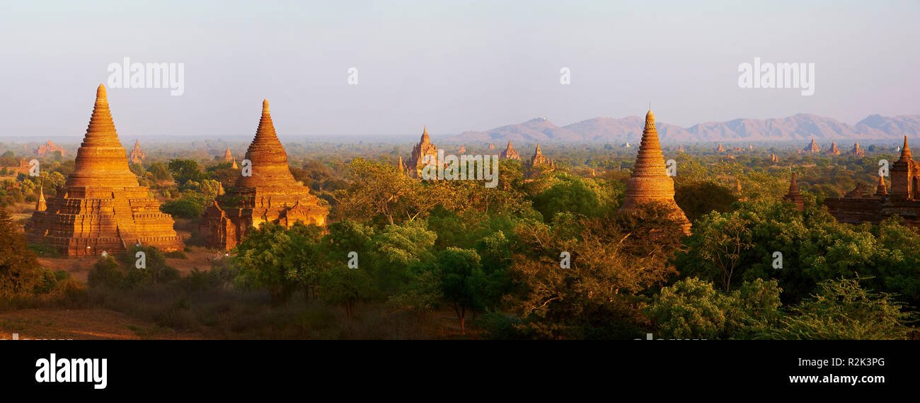 Bagan complex hi-res stock photography and images - Alamy