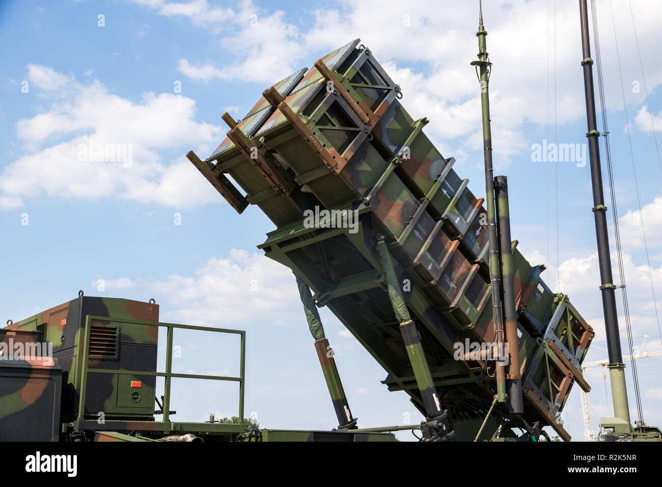 Patriot missile hi-res stock photography and images - Alamy