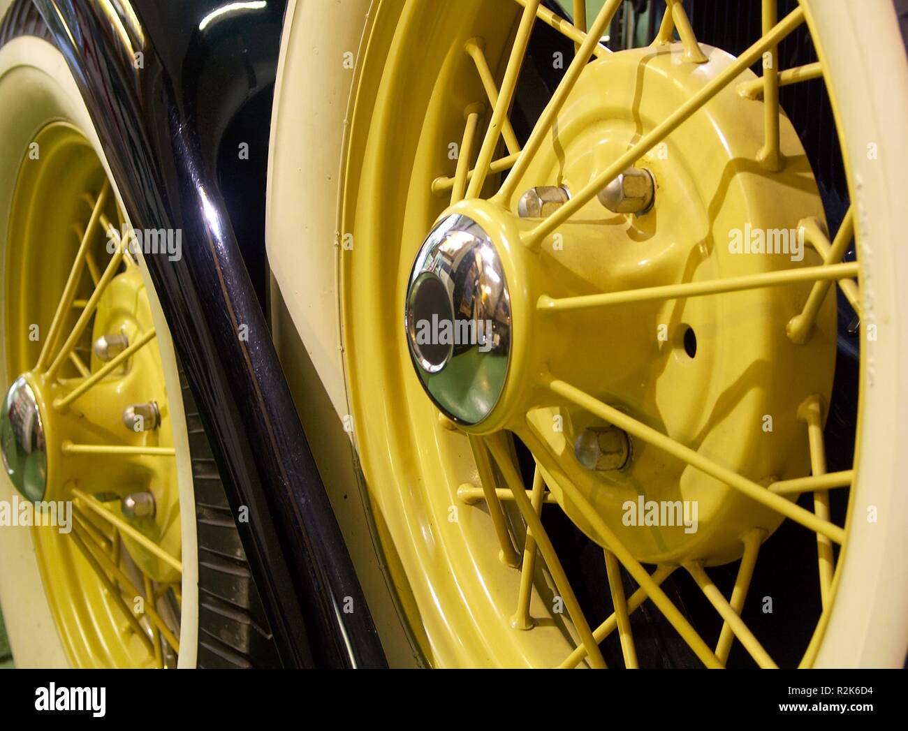 Wheels rims hi-res stock photography and images - Alamy