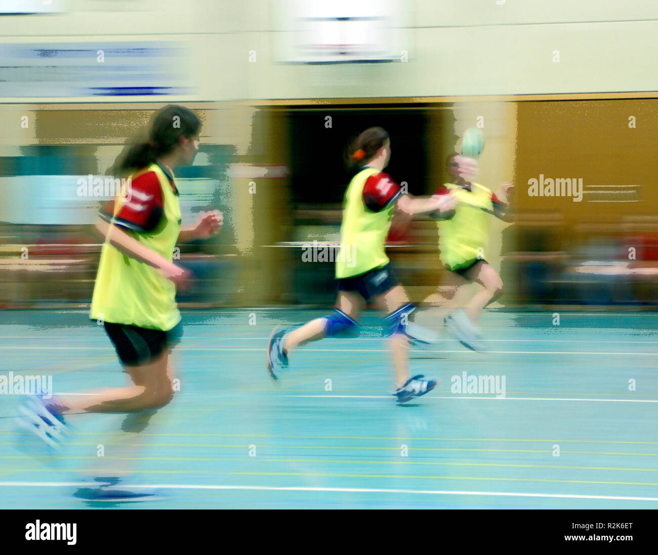 Girls handball hi-res stock photography and images - Alamy