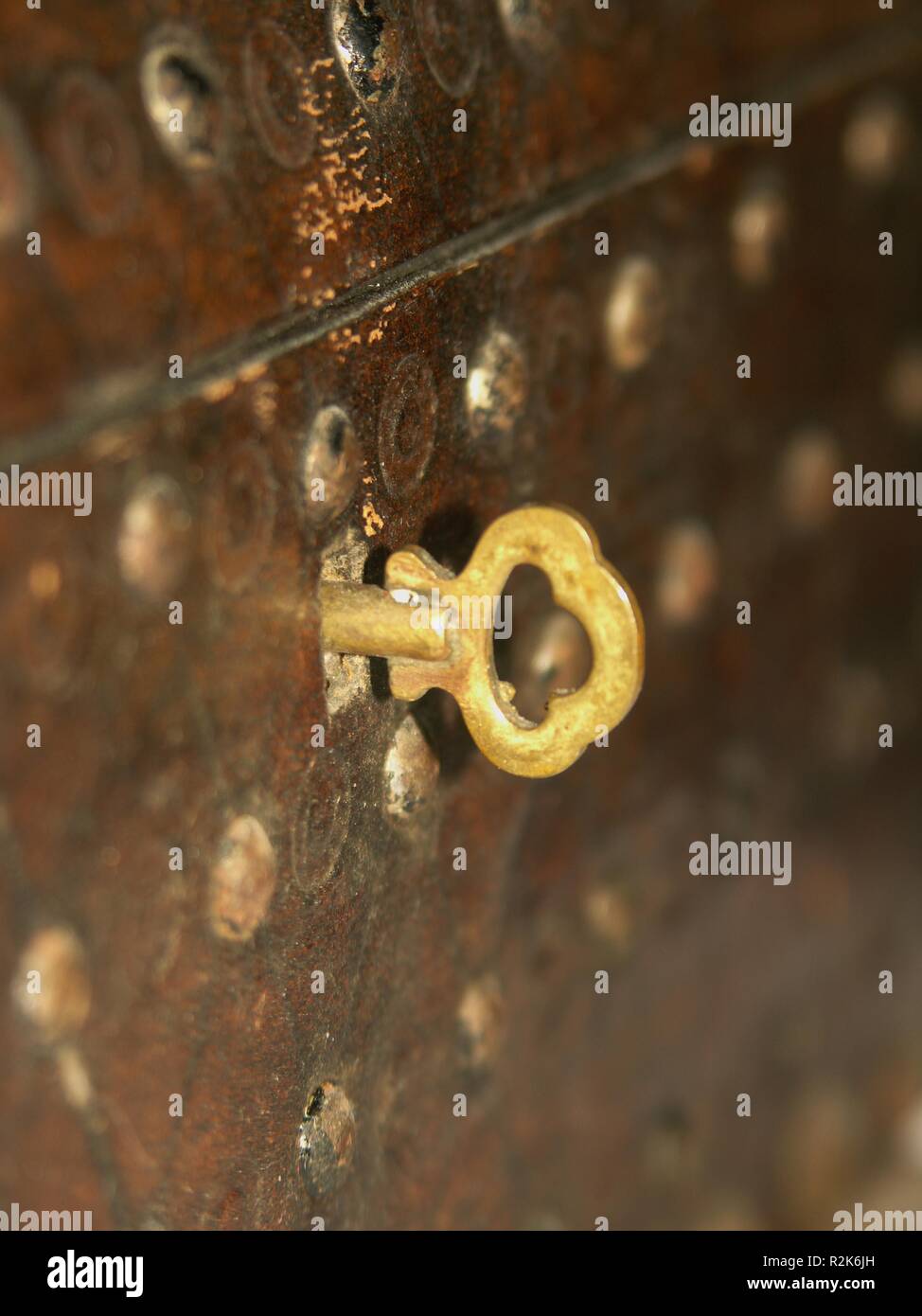 Treasure hiding place hi-res stock photography and images - Alamy