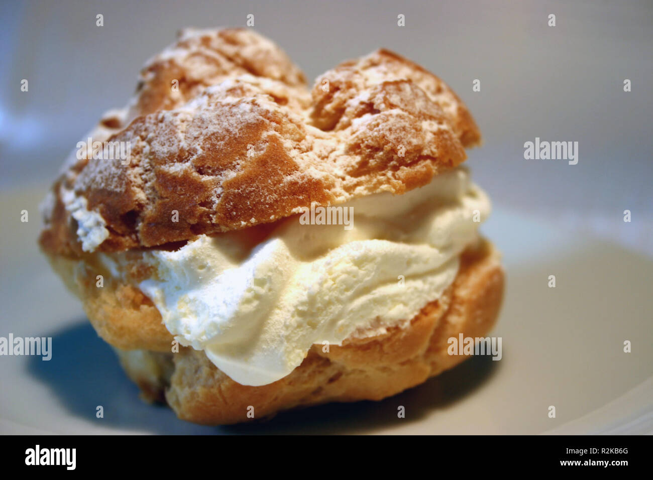 Sahnekuchen hi-res stock photography and images - Alamy