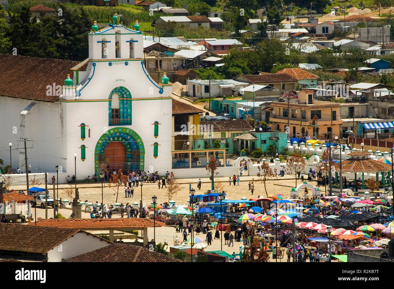 Market Day in Chamula, Chiapas, Mexico Stock Photo - Alamy