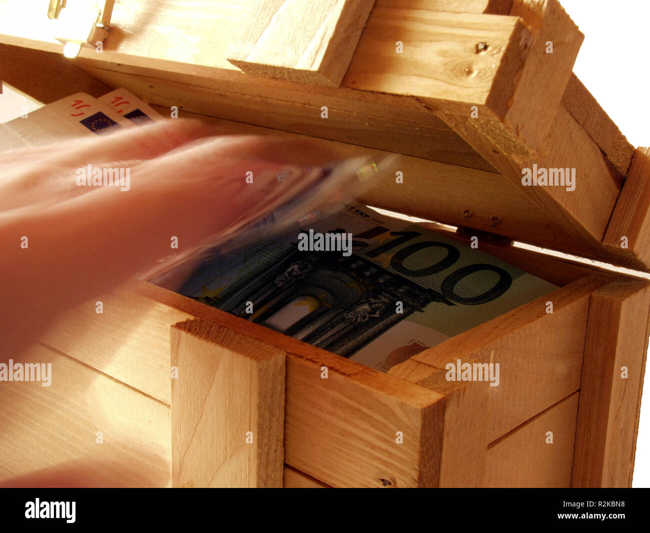 Nimble fingers hi-res stock photography and images - Alamy