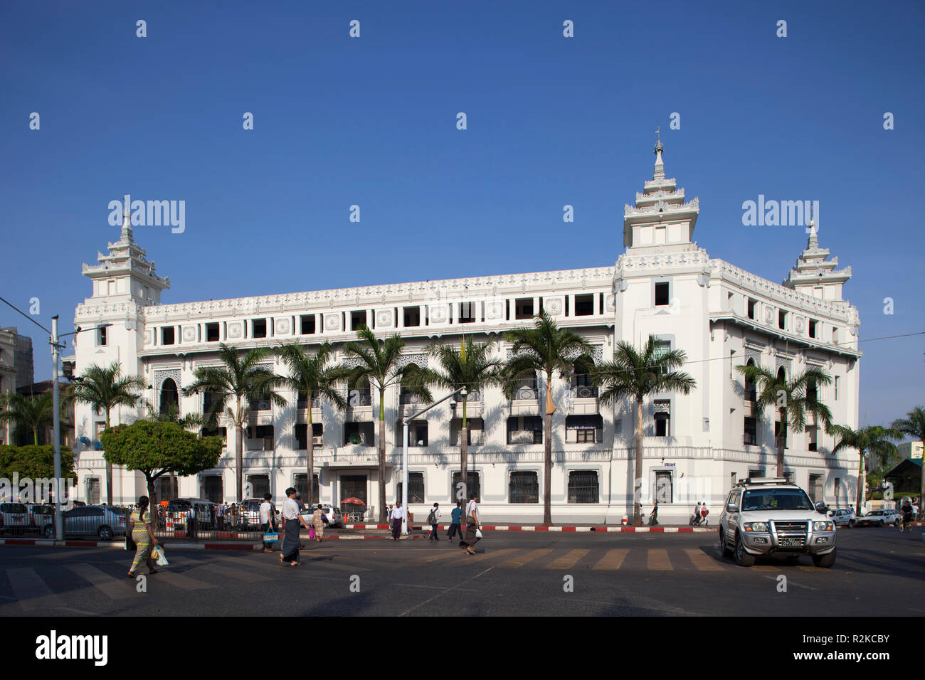 City hall, Sule Pagoda road, Yangon, Myanmar, Asia Stock Photo - Alamy