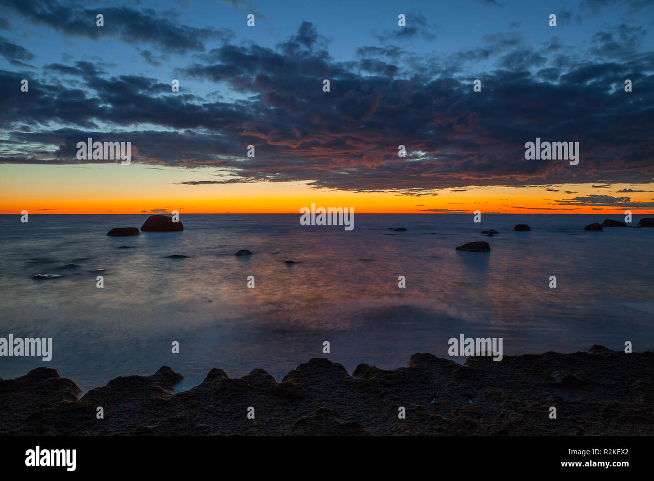 Late sunset sky hi-res stock photography and images - Alamy