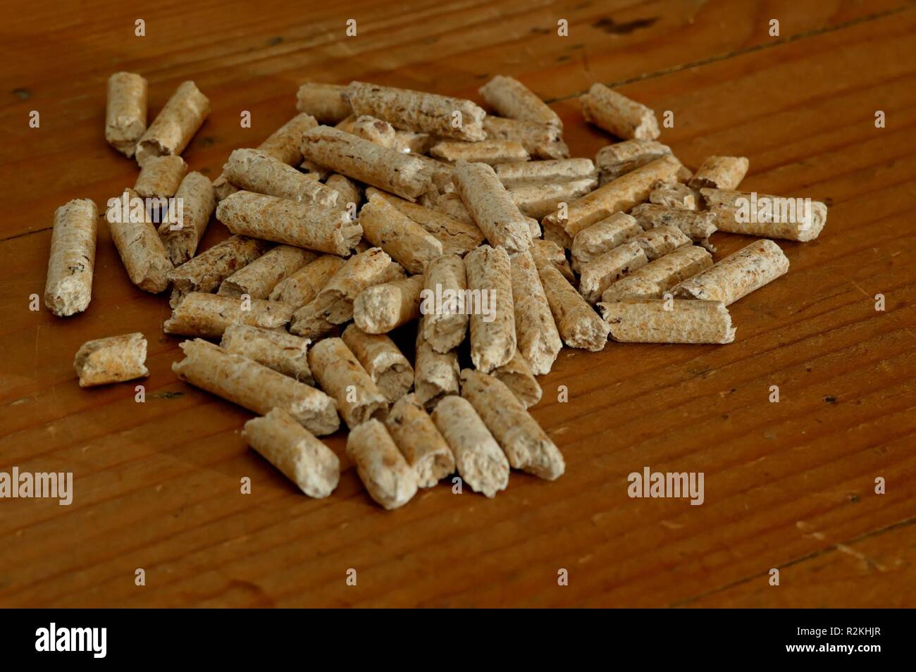 Wood pellets regenerative energy hi-res stock photography and images ...